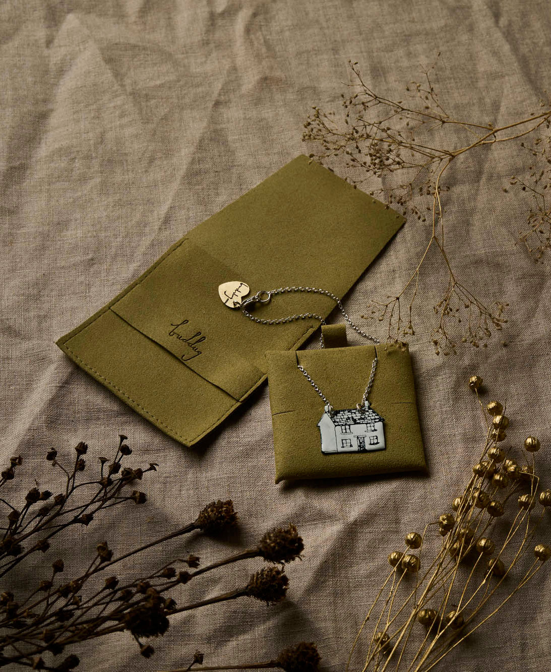 Enamel House Pendant – Buddug